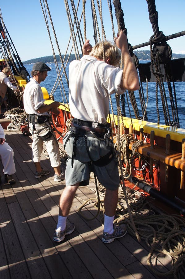 The Crew Sets the Sails of the Lady Washington Editorial Photo - Image ...