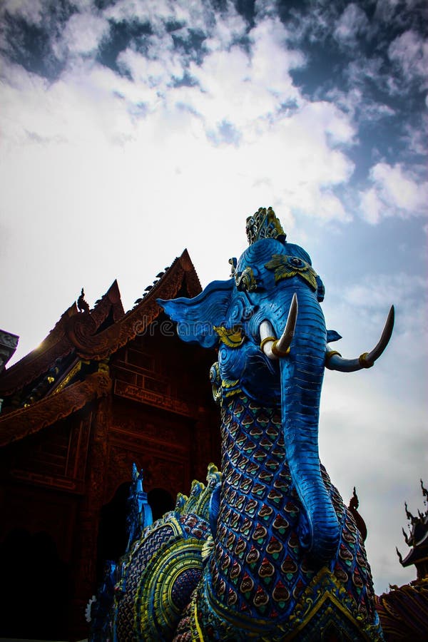 Criaturas De Himmapan No Templo Imagem de Stock - Imagem de tomada ...