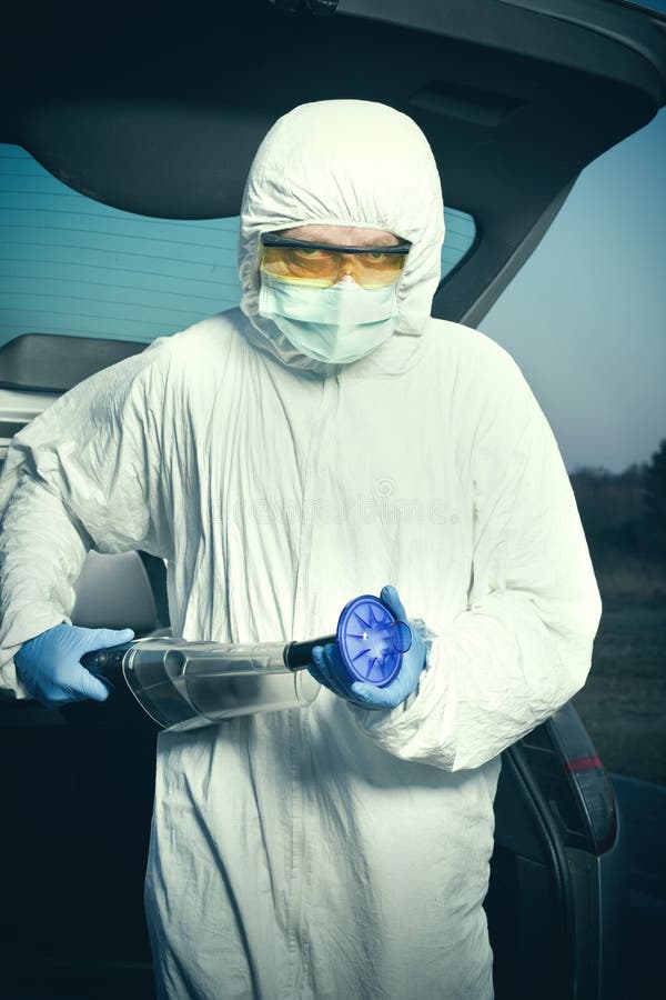 CSI - Technician Packing Special Micro Particles Filter with Potential ...