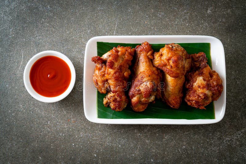 Crispy Fried Chicken with Fish Sauce Stock Image - Image of chili, menu ...