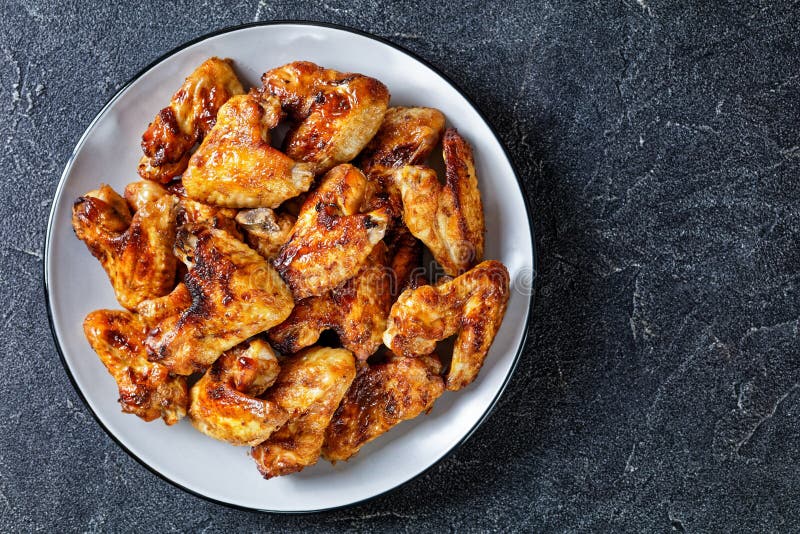Crispy Fried Chicken Wings Served on a Plate Stock Image - Image of ...