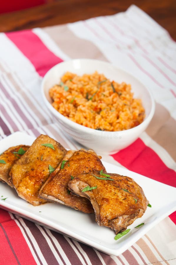 Crispy Fried Herbed Chicken Stock Image - Image of roast, grilled: 40212951