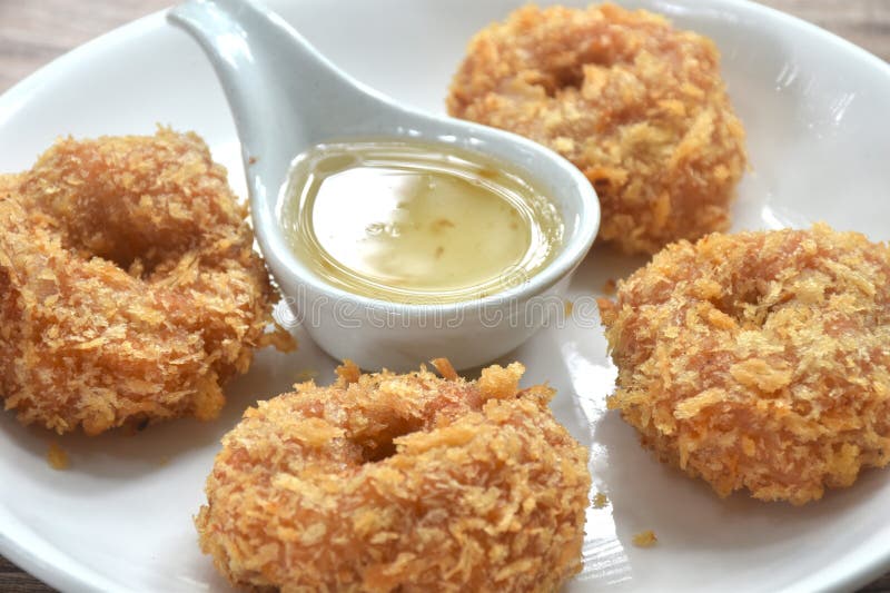 Crispy Fried Mashed Shrimp Cake Coating Flake Bread and Flour Dipping ...