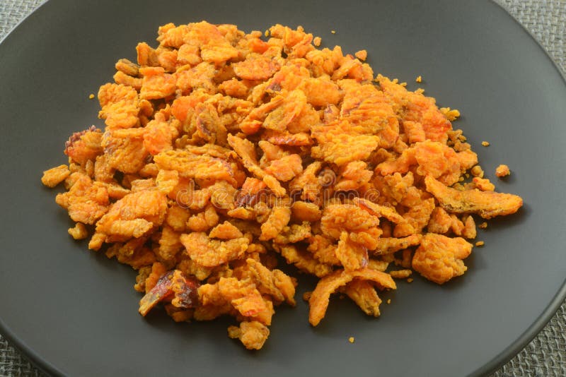 Crispy Fried Red Pepper Ingredient Stock Image - Image of pile, crispy ...