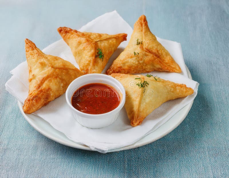 Crispy Fried Samosas with Sauce Stock Illustration - Illustration of ...
