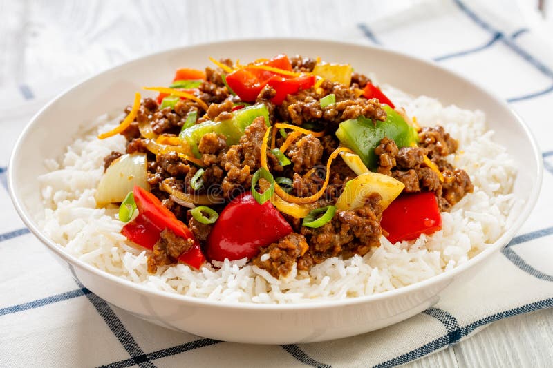 Crispy Ground Beef With Stir Fried Veggies In Bowl Stock Image Image Of Dish Veggies 275438553