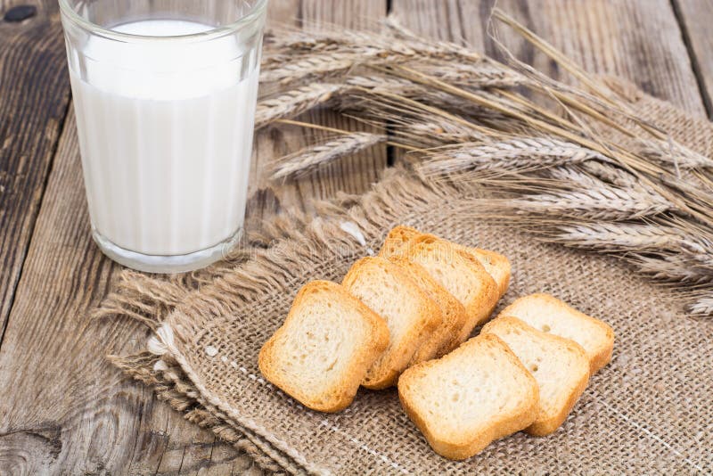 Crispy wheat crunches stock image. Image of delicious - 89221835