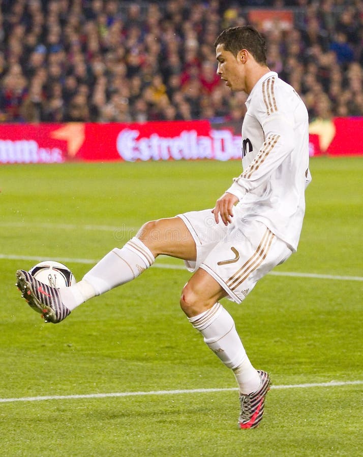 Cristiano Ronaldo in Action Editorial Stock Image - Image of spanish ...