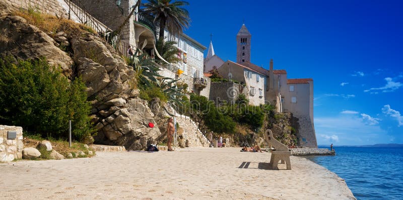 Croacia, Rab City foto editorial. Imagen de arena, europa - 36524216