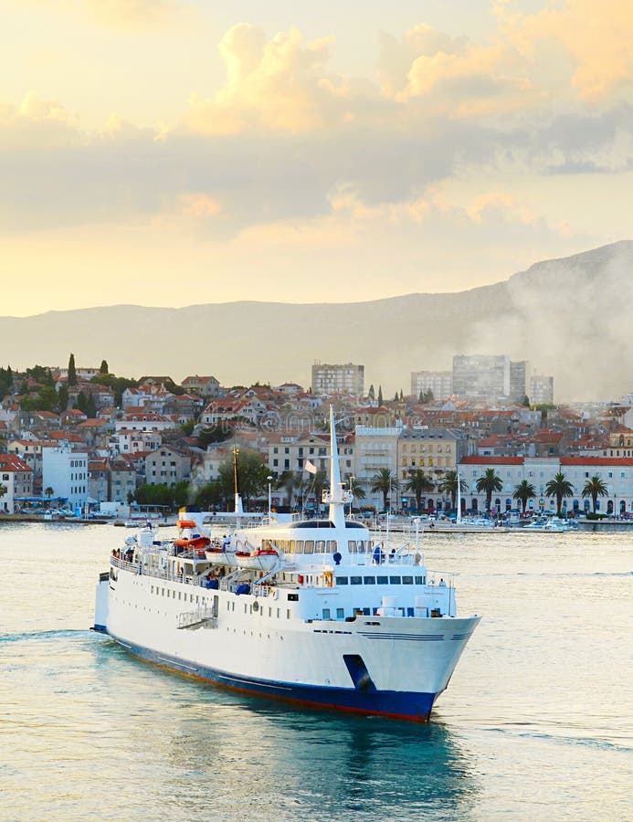 Croatia cruise stock image. Image of blue, croatia, dalmatia - 47473447