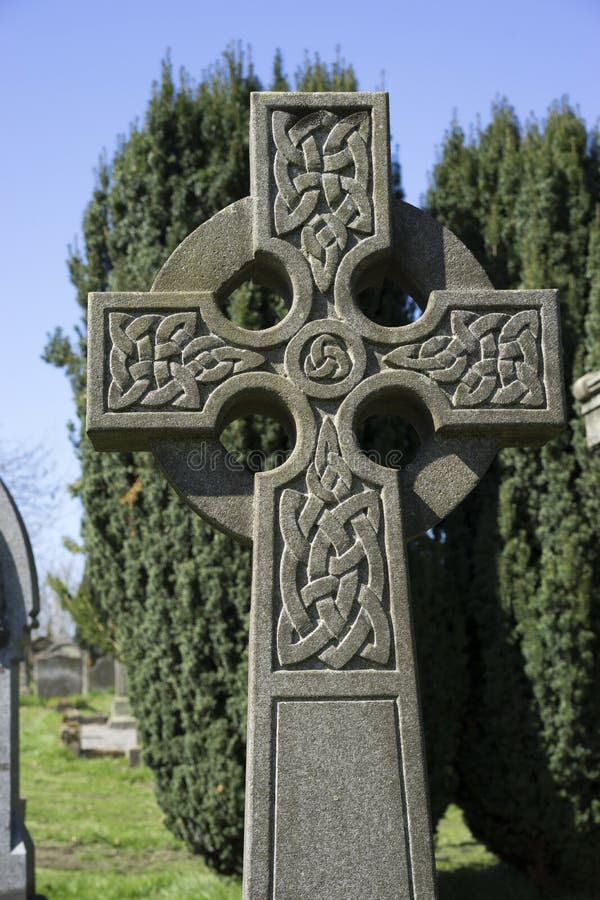 Pietra Tombale Della Croce Celtica Fotografia Stock - Immagine di ...
