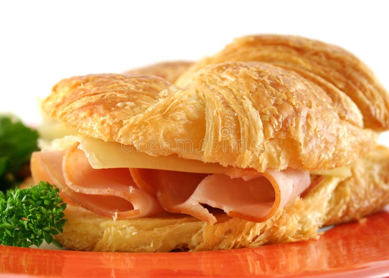Croissant Del Jamón Y Del Cheddar Imagen de archivo - Imagen de lechuga ...