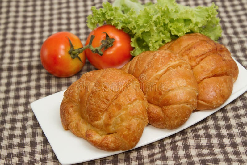 Croissant with Fresh Vegetable Stock Photo - Image of meat, plate: 32978970