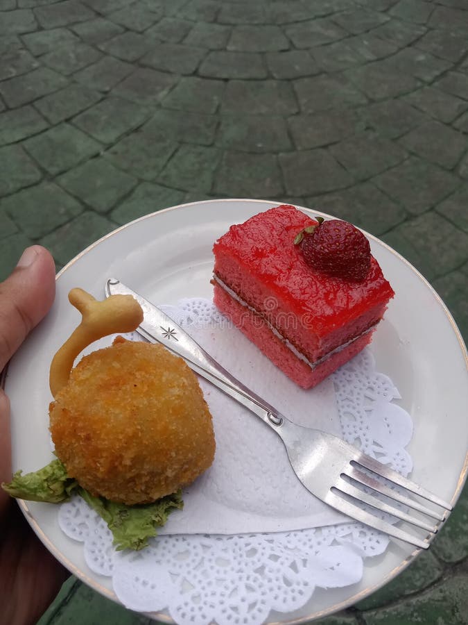 Croquet and Red Velvet Cake Stock Image - Image of cake, croquet: 265814285