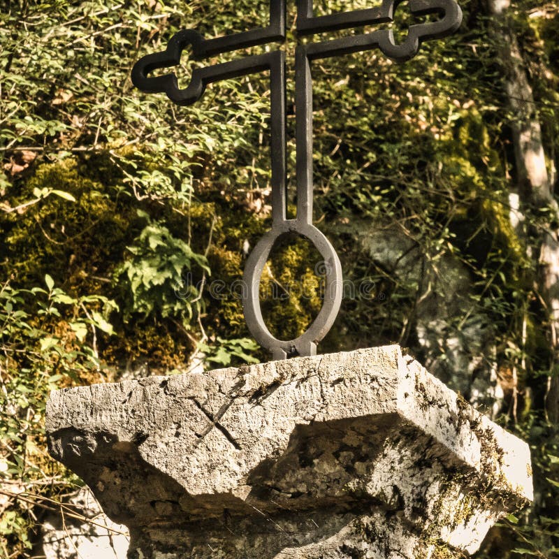 Cross on Pillar Direction Sign for Pilgrims Editorial Stock Photo ...