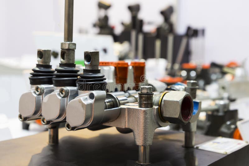 Hydraulic Control Valve Unit Stock Photo - Image of engine, hose: 101293122