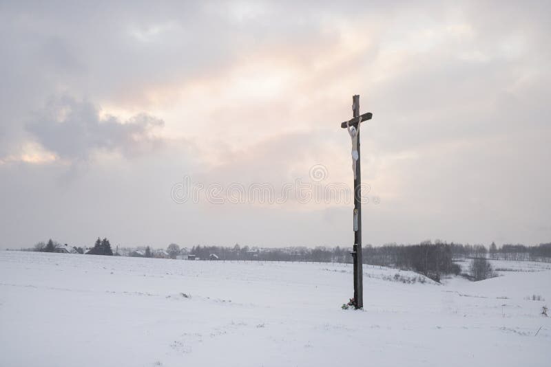 Cross in Snow during Sunset Stock Photo - Image of field, cold: 210498690