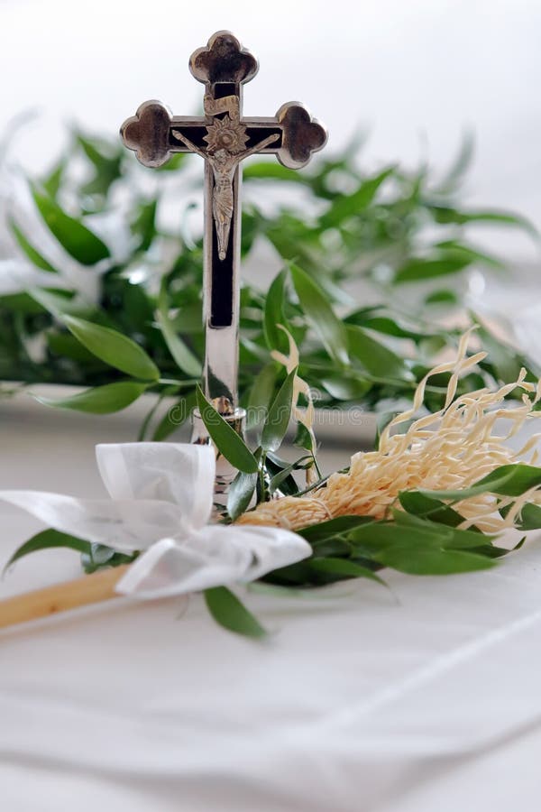 Cross Sprinkler Holy Water Wedding Ceremony Stock Photos - Free ...