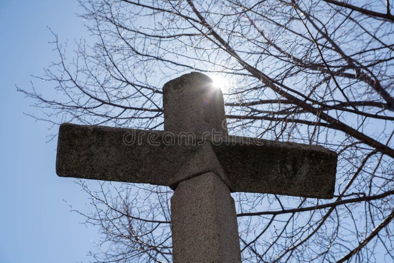 The Cross with the Sun Behind Stock Image - Image of glass, colours ...