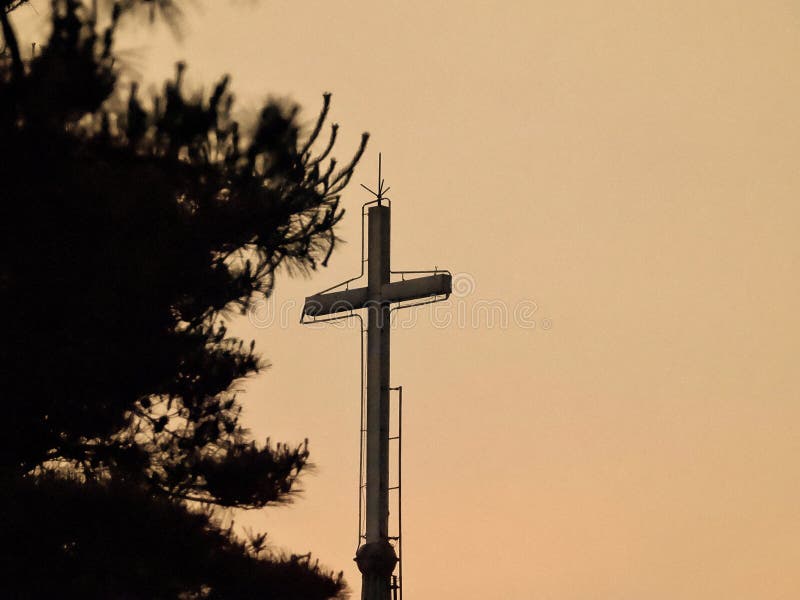 Cross Symbol with Setting Sun Photography Stock Photo - Image of cross ...