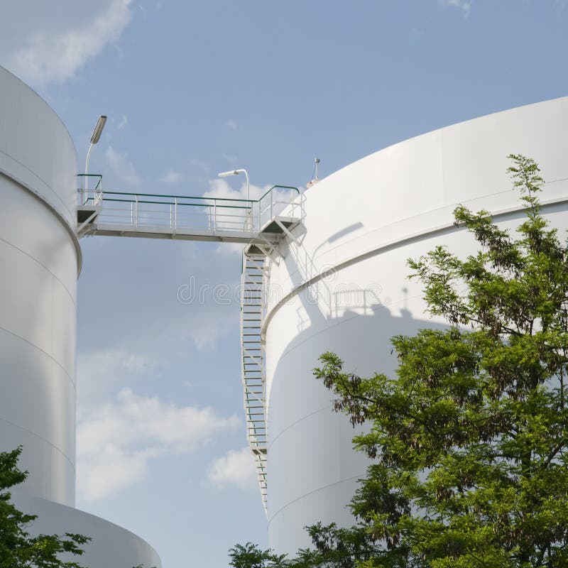 Crossing Between Gas Tanks Picture. Image: 5373653