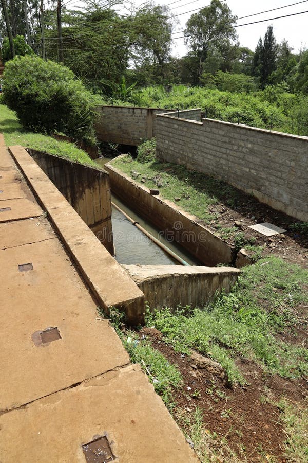 Bridge without railing stock image. Image of small, pedestrians - 174904145