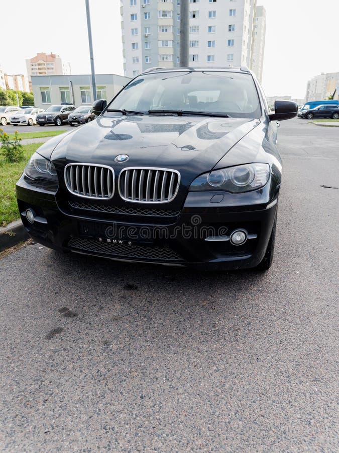 Crossover SUV BMW X6 editorial image. Image of urban - 326130875