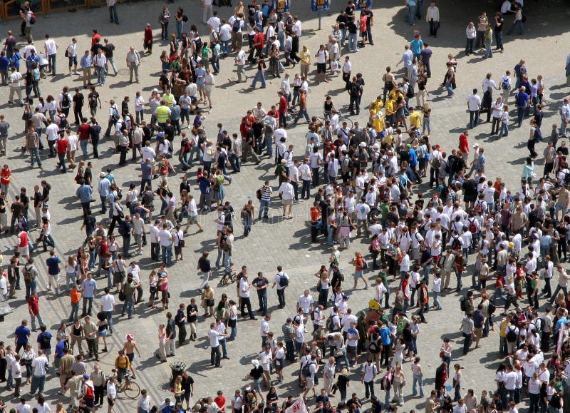 Crowd from above editorial photography. Image of tourist - 831937