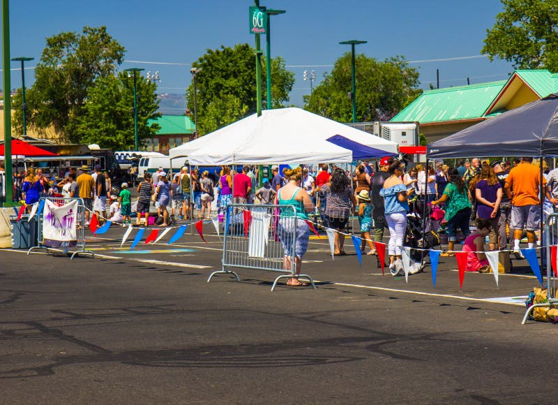 Crowd at Chalk the Walk Event Editorial Stock Image - Image of ...