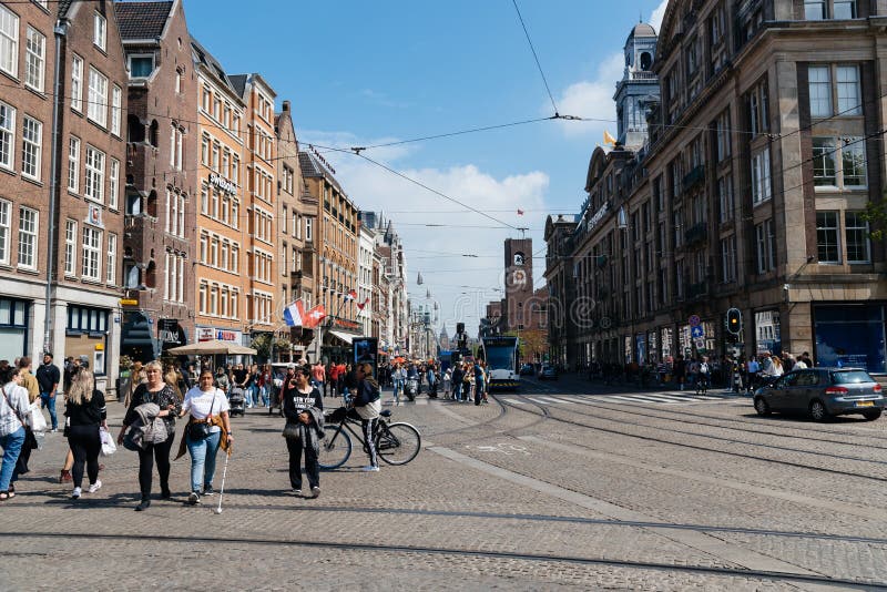 Crowd of People in Dam Square in Historic Centre of AMsterdam Editorial ...