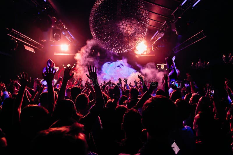 35,594 Crowd Club Stock Photos - Free & Royalty-Free Stock Photos from ...