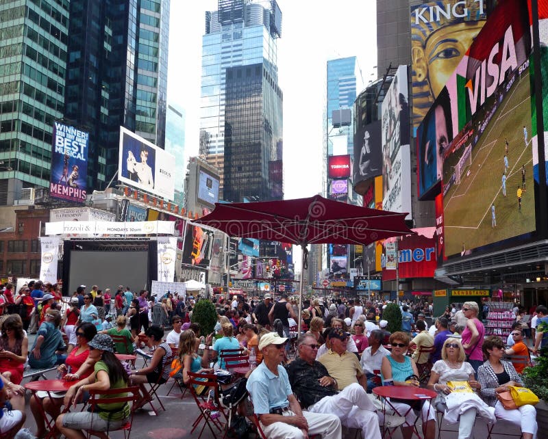 Crowd of People at Times Square New York Editorial Image - Image of ...