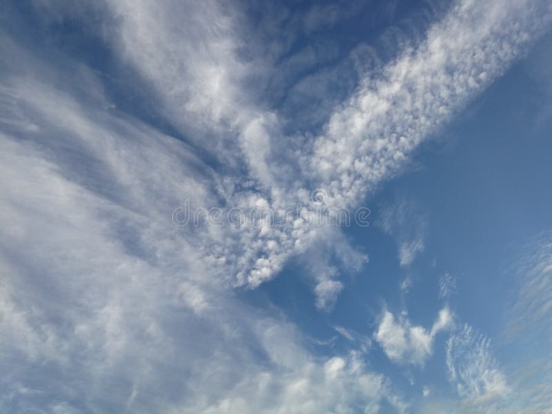Crowd White Clouds in a Beautiful Weather Day. Stock Photo - Image of ...