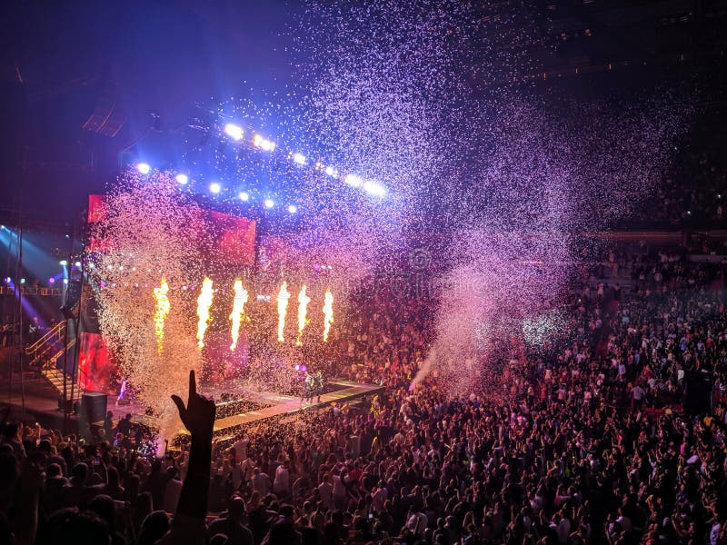 A Crowded Arena and Concert Scene Editorial Image - Image of ...