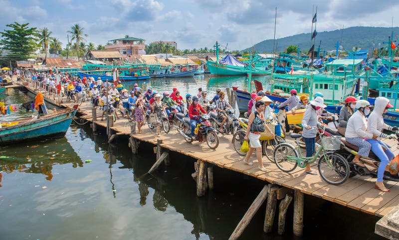 Crowded Bridge at the Harbour on Phu Quoc Island 2 Editorial Photo ...