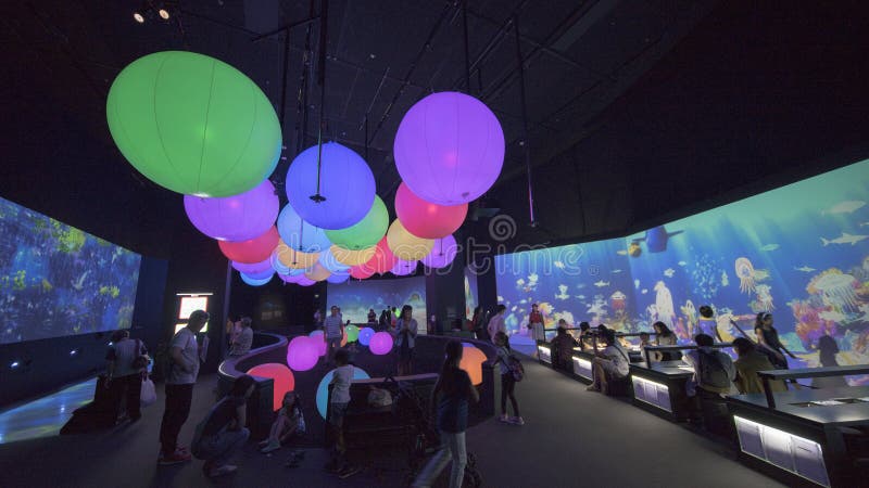 Crowded Visitors Inside the ArtScience Museum Editorial Stock Image ...