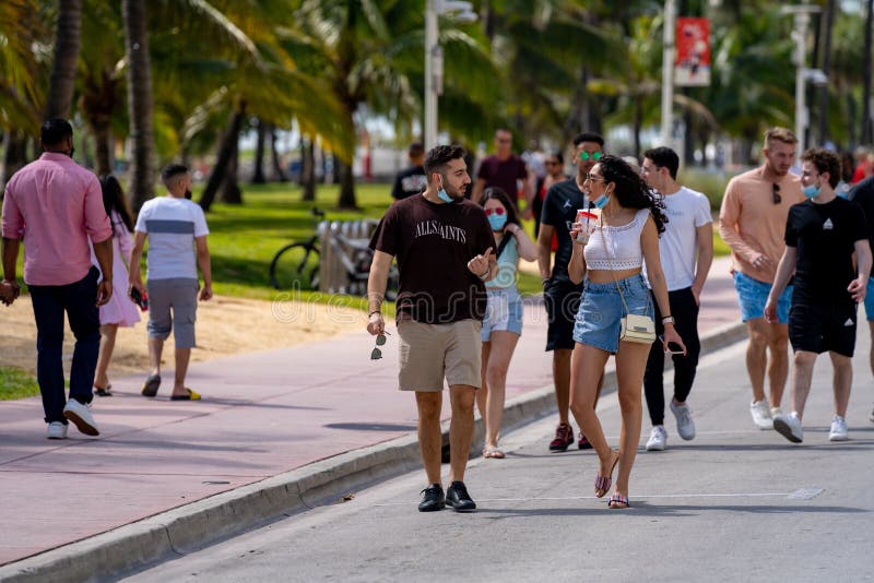 Crowds Arrive in Miami Beach Spring Break 2021 Editorial Photography ...