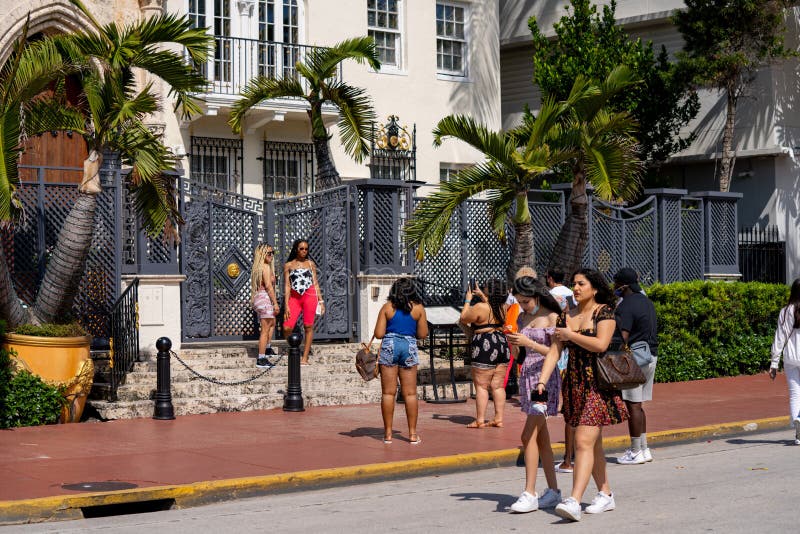 Crowds of People in Miami Beach Posing for Photos on Ocean Drive ...