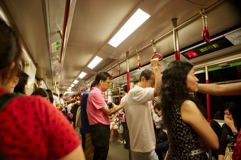 Crowds in side MRT editorial image. Image of subway, crowded - 21827360