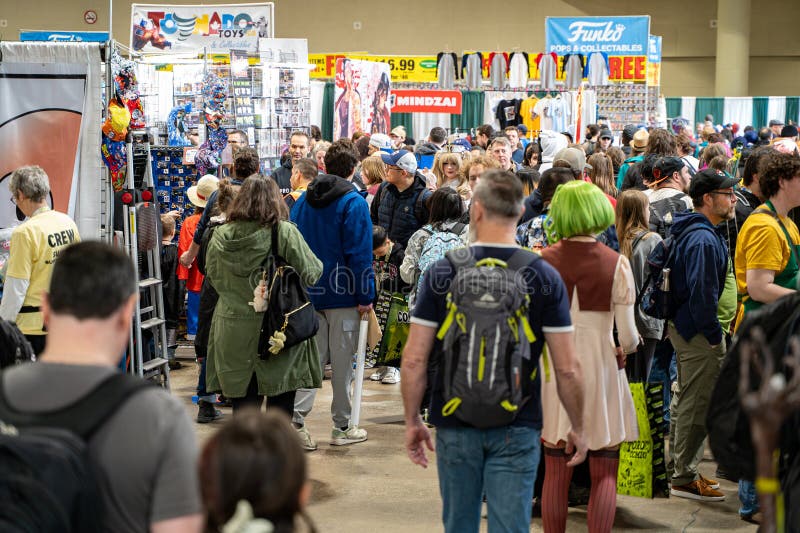 Crowds of Visitors at Toronto Comicon Event. Editorial Photo - Image of ...