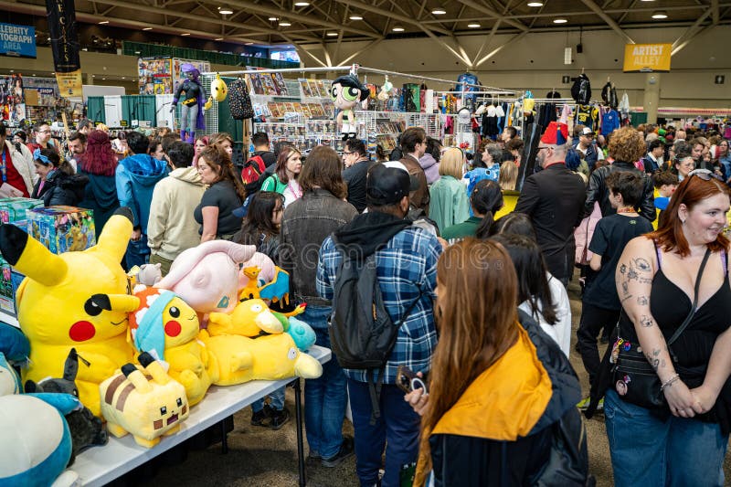 Crowds of Visitors at Toronto Comicon Event. Editorial Photo - Image of ...