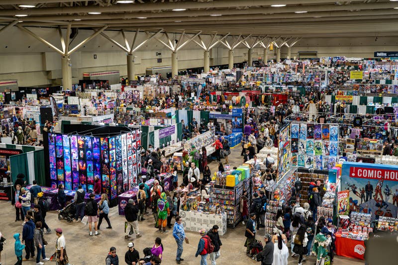 Crowds of Visitors at Toronto Comicon Event. Editorial Photography ...