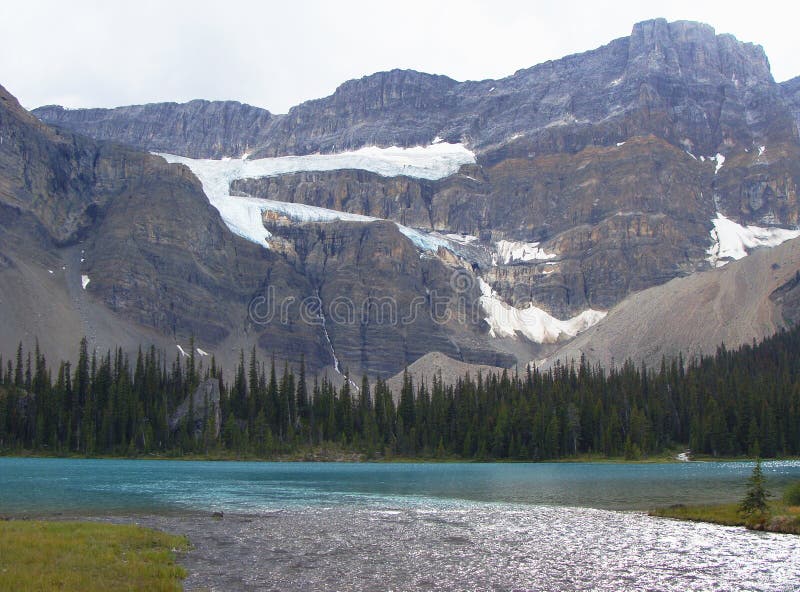 Crowfoot Glacier, BC, Canada Stock Image - Image of trail, lake: 36774197