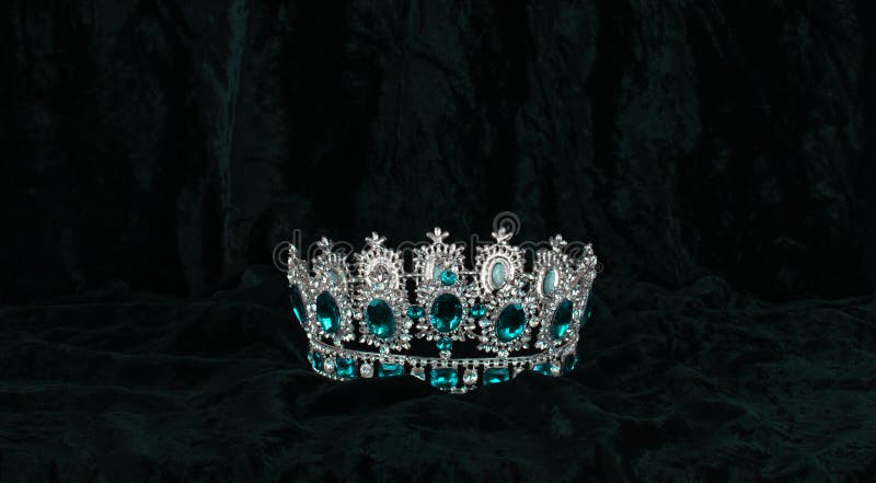 Crown on box, black velvet stock image. Image of jewel - 296256745