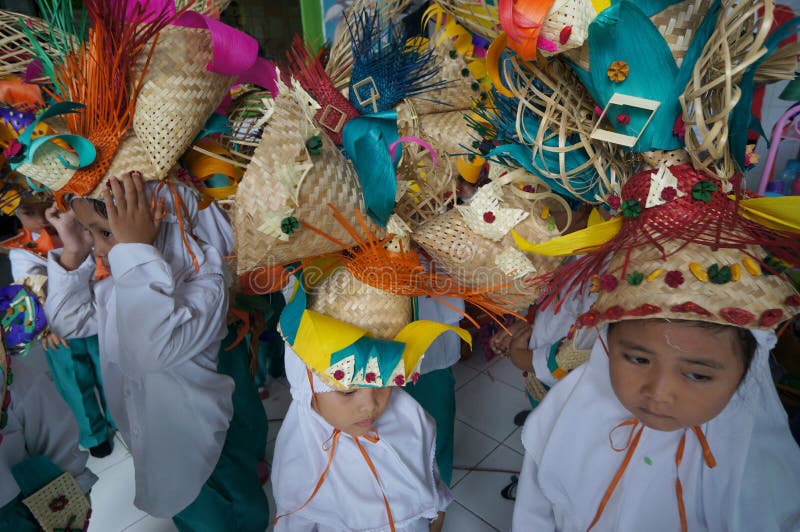 Crown editorial stock photo. Image of city, solo, crown - 64599333