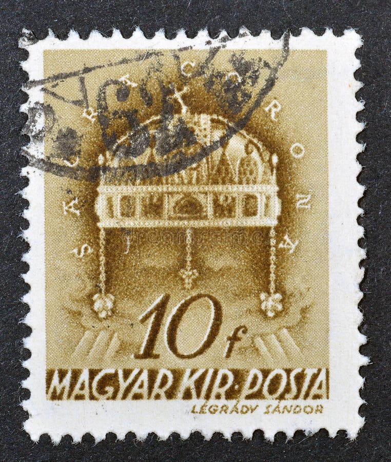 Crown of saint Stephen editorial photography. Image of church - 330743987