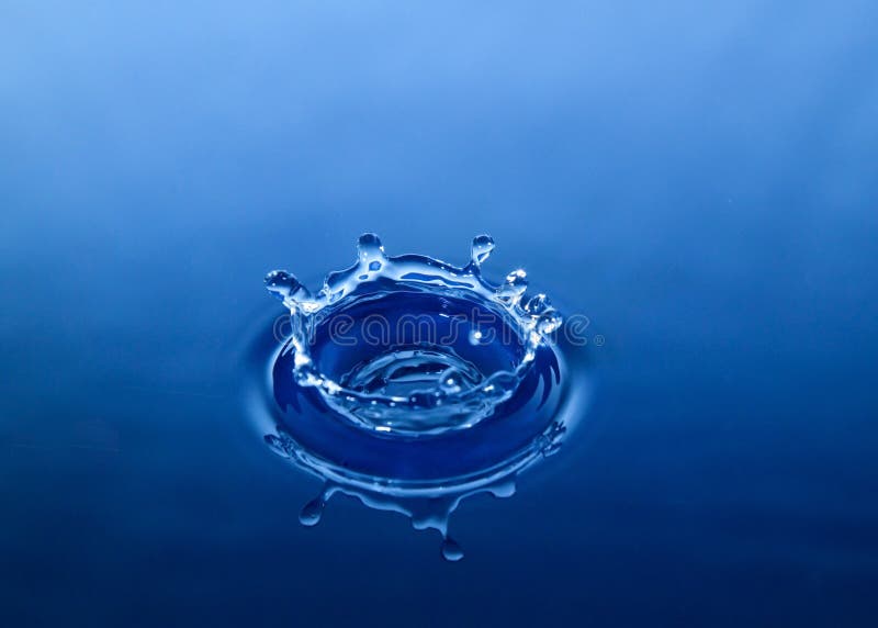 Crown water drop stock photo. Image of liquid, peaceful - 12331486