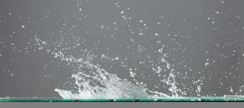 Crown Water Splash on Object To Create Shape Form Fluttering in Droplet ...
