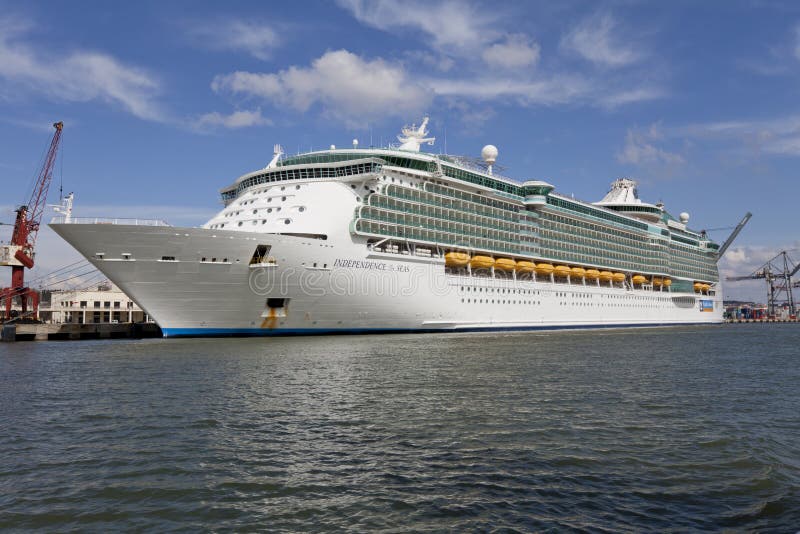 Cruise Liner editorial photography. Image of liner, vacation - 22855622