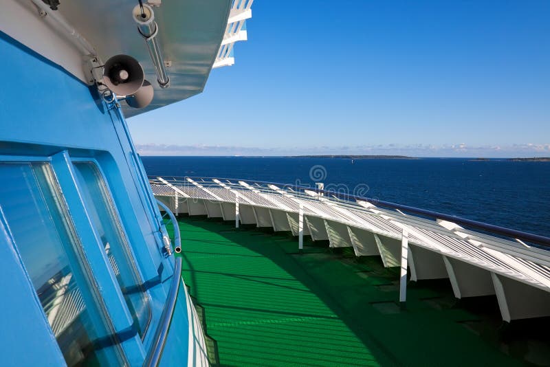 Passenger Cruise Ship Back View Stock Photo - Image of sailing, horizon ...